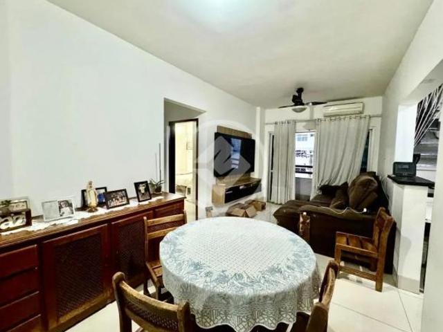 Vende se apartamento no excelente Bairro Goiabeiras com 02 quartos sendo 01 suite e moveis planejado