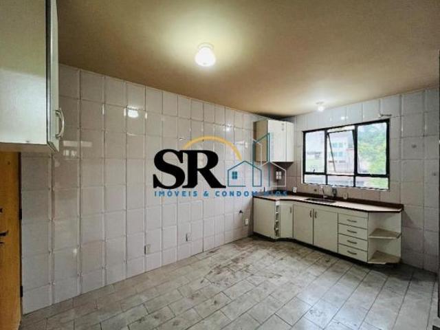 VENDE SE APARTAMENTO NO GRÃ DUQUESA R$ 400.000,00