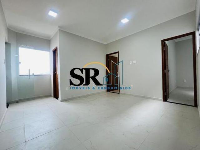 VENDE SE APARTAMENTO NO JARDIM PÉROLA R$ 380.000,00
