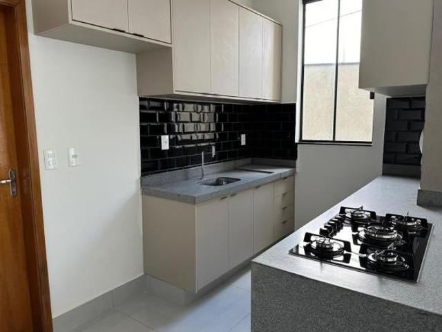 Vende se apartamento no Piratininga I