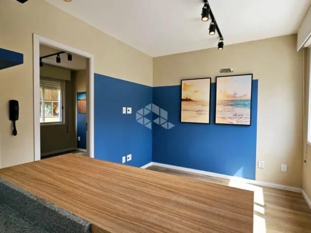 Vende se apartamento, Rua Felipe Nery, Bairro Auxiliadora Porto Alegre Rs