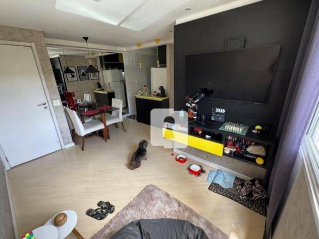 Vende se Apartamento SEMI MOBILIADO de 2 dormitórios com 42 m² por R$ 210.000,00 Jaraguá São Pa