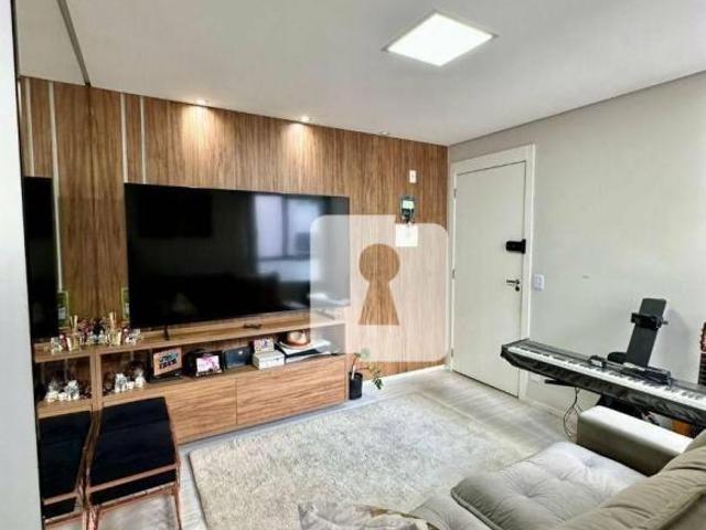 Vende se Apartamento SEMI MOBILIADO de 2 dormitórios com 45 m² por R$ 240.000,00 Vila Nova Parad