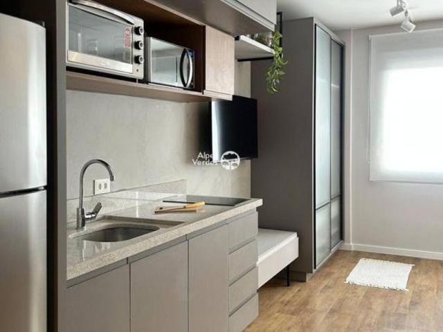 Vende se apto mobiliado em Porto Alegre 1 Quarto R$550.000,00