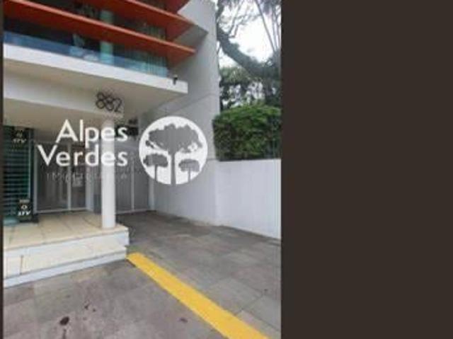 Vende se apto em boa localização de Porto Alegre 1 Quarto R$660.000,00