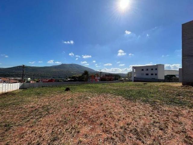 Vende se Área de 2.900m² R$ 2.399.000,00 Centro Mateus Leme/MG