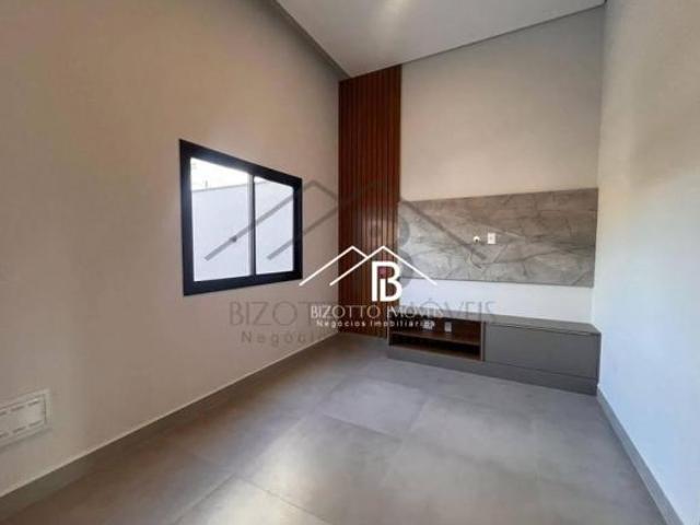 VENDE SE BELISSIMA CASA NA REGIAO CENTRAL DE INDAIATUBA NOVINHA COM 3 DORMITORIO SENDO 1 SUITE, ACE