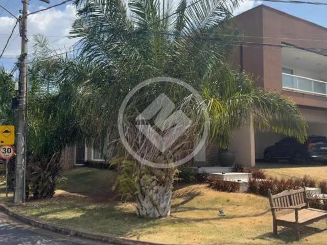 #Vende se belíssima casa no condomínio Alphaville II, com 614 m2 área construída, 04 suítes, gara