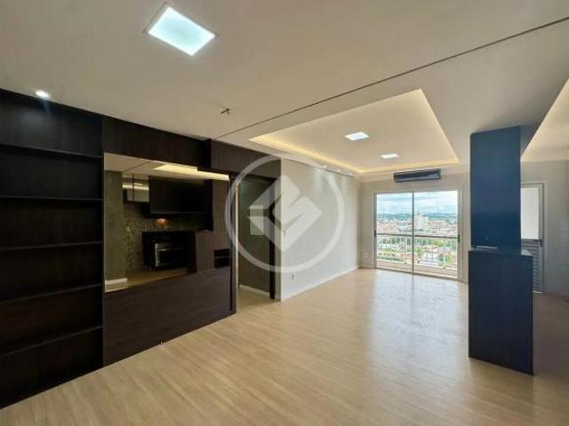 #Vende se belo apartamento no bairro Goiabeiras, 92 m2, com 03 quartos, andar alto, semi mobiliado