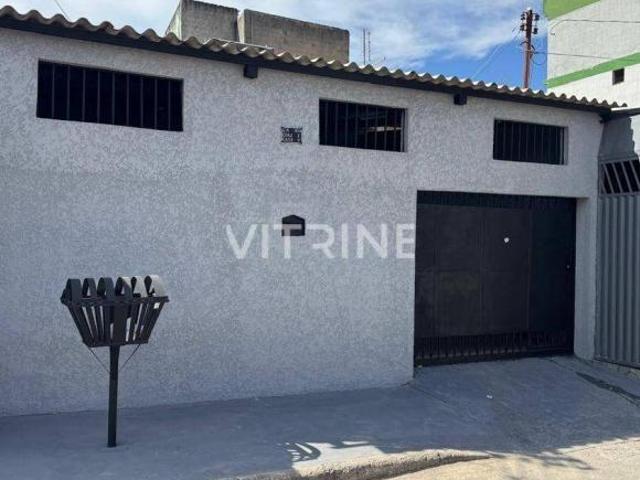 VENDE SE CASA NA QR. 303 CONJ. E SANTA MARIA/DF