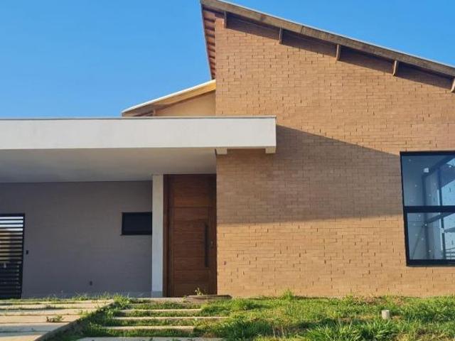 Vende se Casa ninho verde I
