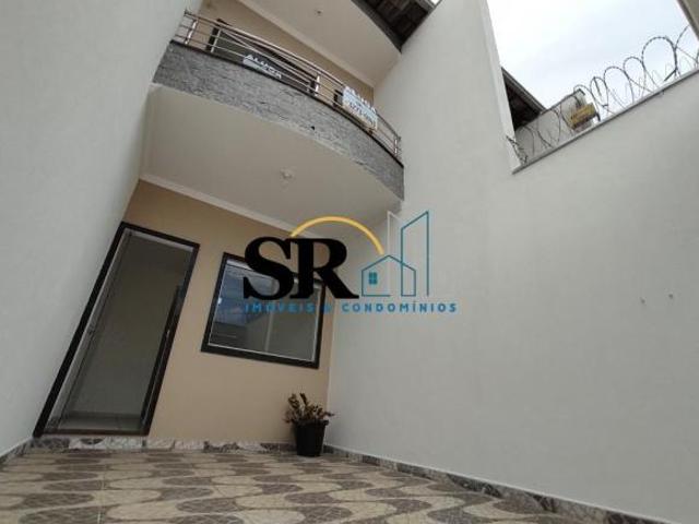 VENDE SE CASA NO CASTANHEIRAS II R$ 1.800,00