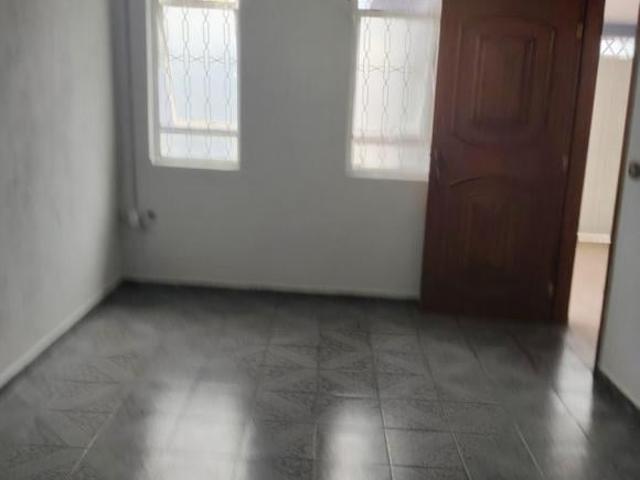 Vende se casa no Centro de Indaiatuba/SP
