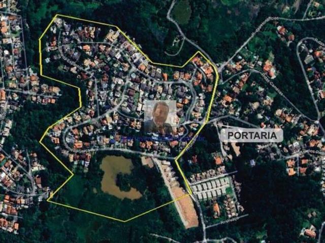 Vende se Casa no Cond Euroville 5 dorms/4sts 1 no térreo, piscina, gour