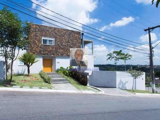 Vende se Casa no Cond São Paulo II Nova, moderna, vista p/ o campo de gol