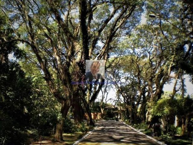 Vende se Casa no Cond. Villa Vianna 3 suítes, escritório, área gourmet, p