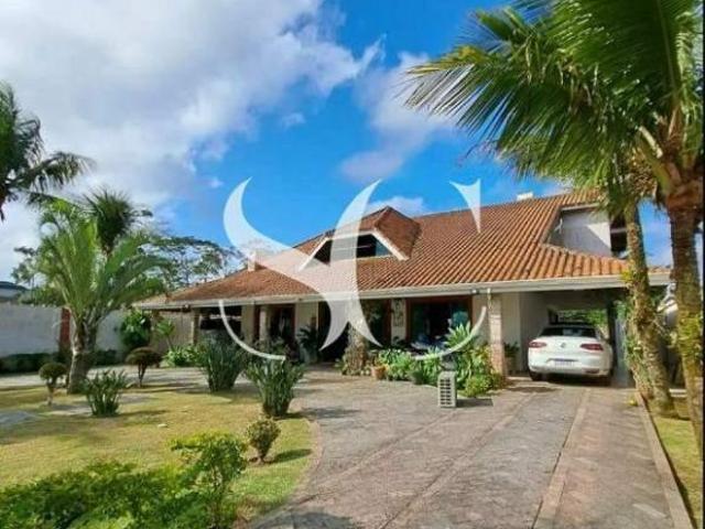 Vende se casa no Condomínio Bongaville 5 em Peruíbe
