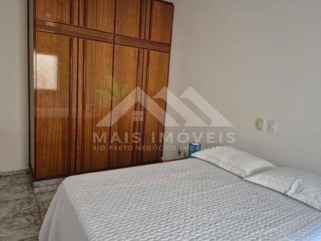 VENDE SE CASA NO JARDIM CAPARROZ R$ 330.000,00