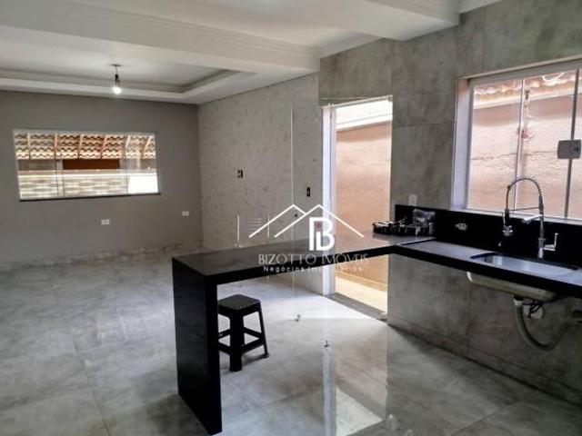 VENDE SE CASA NO JARDIM MORADA DO SOL DE 2 DORMITORIOS SENDO 1 SUITE RECEM REFORMADA