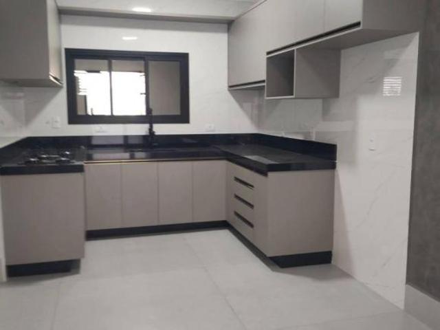 Vende se casa no Jardim Nova Veneza em Indaiatuba/SP