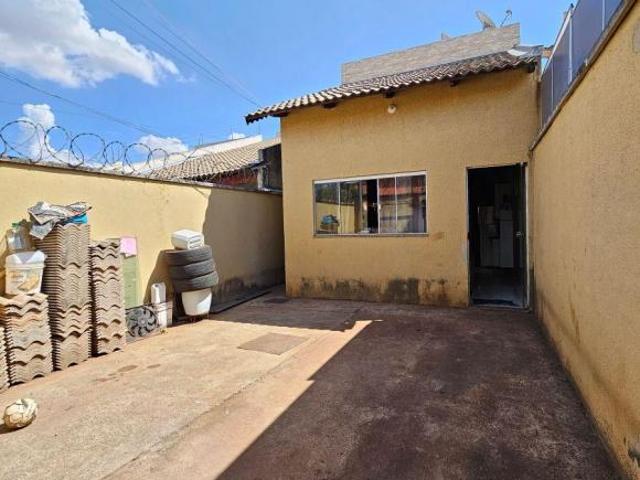 VENDE SE CASA NO JARDIM SÃO JOSÉ