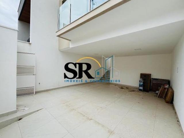VENDE SE CASA NO PARQUE OLÍMPICO CORAÇÃO EUCARÍSTICO R$ 580.000,00