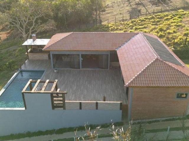 Vende se Casa Beira da Represa de Piracaia São Paulo