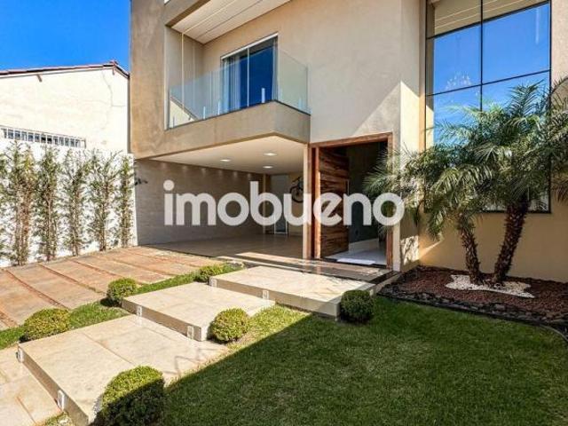 Vende se casa com 3 quartos sendo 3 suíte Setor Nordeste R$ 1.200.000,00