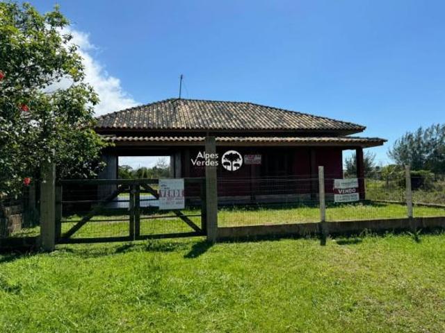 VENDE SE CASA COM UM DORMITÓRIO NA PRAIA SANTA RITA DE CÁSSIA, PRÓXIMA A CIDADE DE CURUMIM