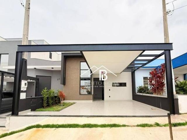 VENDE SE CASA COM PISCINA NO RESIDENCIAL JARDIM TOSCANA COM 3 DORMITORIOS SENDO 2 SUITES ACEITA FI