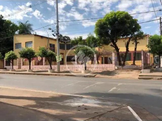 #Vende se casa Comercial no Bairro Parque Georgia, com área total de 870 m2, área construída de 75