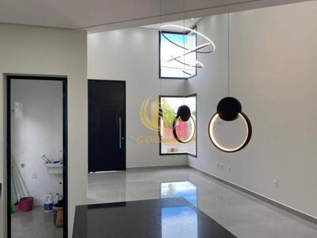 Vende se Casa condomínio,3 suítes, 4 vagas e A/C160m² A/T 300 m2