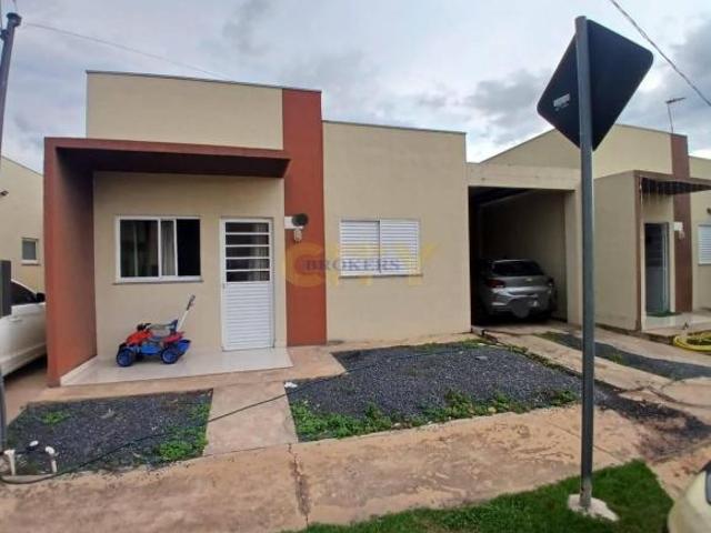 Vende se Casa Condomínio Residencial Hawaii