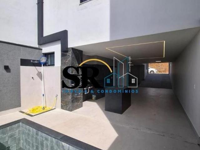 VENDE SE CASA DE ALTO PADRÃO NO BAIRRO CIDADE NOVA