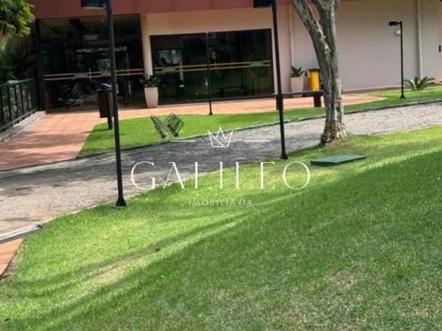 VENDE SE CASA DE ALTO PADRÃO COM 3 DORMITÓRIOS 02 SUÍTES PISCINA AQUECIDA CONDOMÍNIO DE LUXO JAR