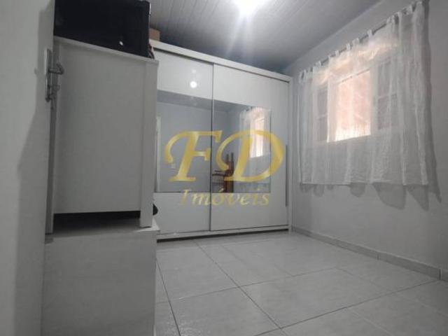 VENDE SE – CASA EM MEIO À NATUREZA NO RESIDENCIAL JARDIM CINCO LAGOS