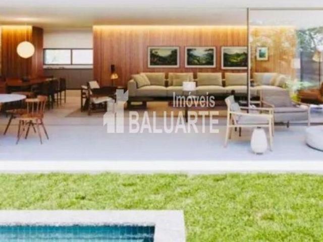 Vende se Casa em belo condomínio