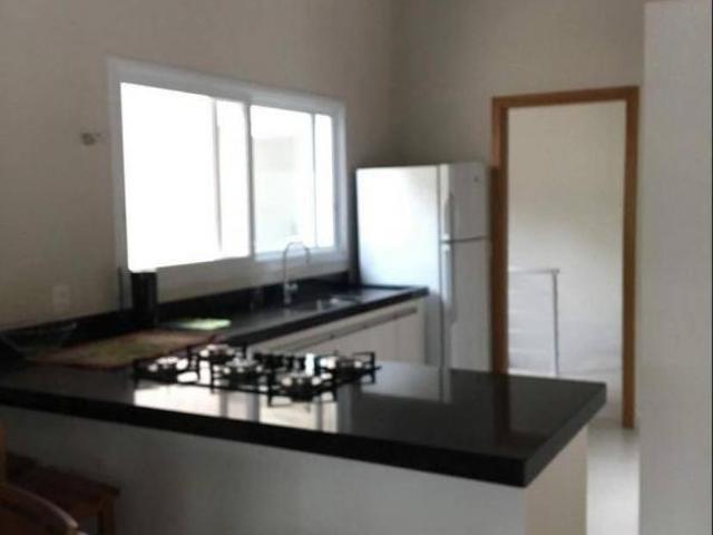Vende se Casa em condomínio, 3 suítes, 4 vagas, A/C 270m² A/T 1.064 m2