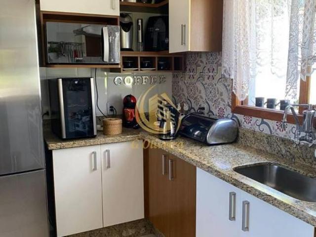 Vende se Casa em condomínio, 3 suítes, 6 vagas, A/C 260m² A/T 1.000m2