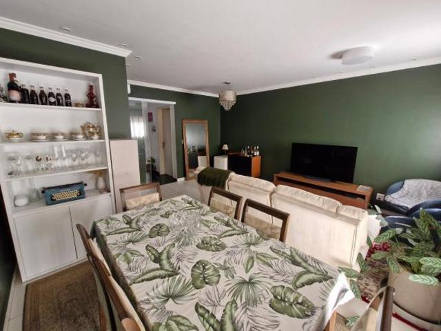 Vende se: Casa em Condomínio Barro Branco – 3 Quartos 229m²!