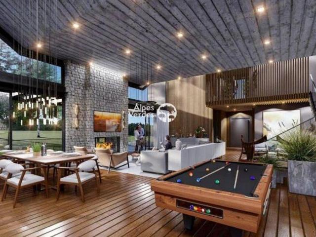 Vende se casa em Condominio O Bosque em Gramado a 7 minutos da Rua Coberta