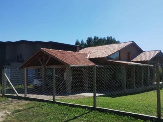 Vende se Casa em Condomínio Piraquara Águas Claras 1.500 m²