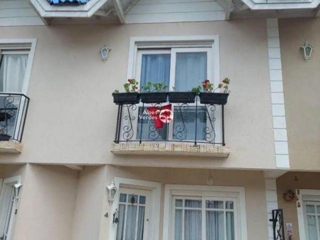 Vende se Casa geminada em Canela, Centro, com 2 quartos