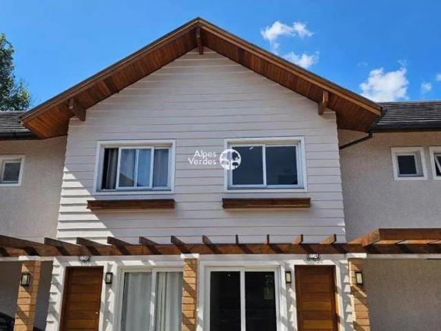 Vende se Casa geminada em Gramado, Várzea Grande, com 2 quartos, 82.50 m²
