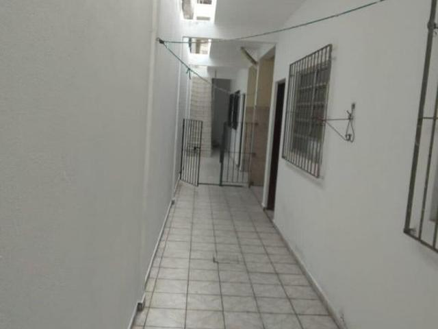 Vende se casa para renda, captado 20/03/2026