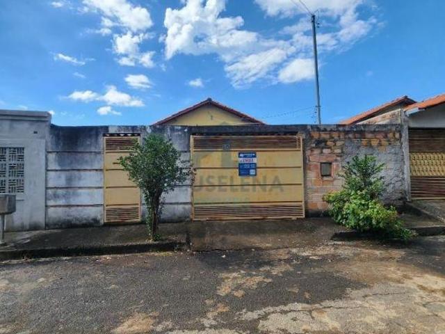 VENDE SE CASA POR R$185.000,00
