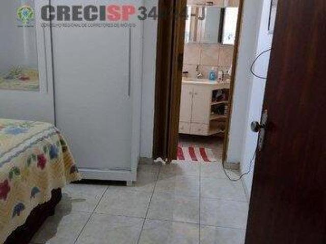 Vende se casa sobrado. captado 13/04/2026