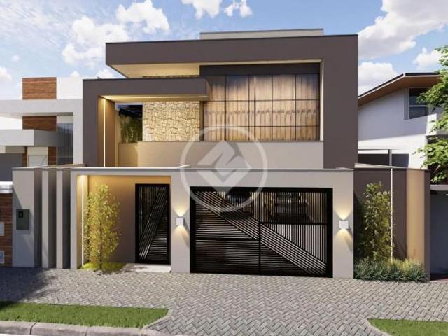 Vende se Casa Sobrado de 248,36m2. Com 3 Suítes sendo uma Master com Closet Bairro Jardim Santa Mart