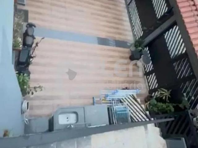 VENDE SE CASA TÉRREA COM 1020 MTS DE TERRENO E 530 M2 DE AREA CONSTRUIDA