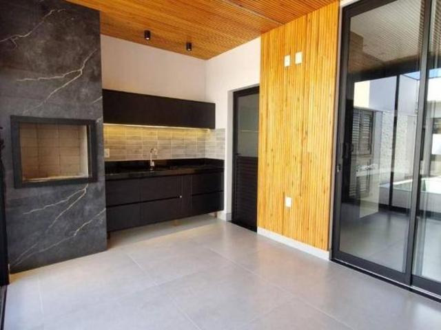 Vende se Casa térrea condomínio Mantova Indaiatuba